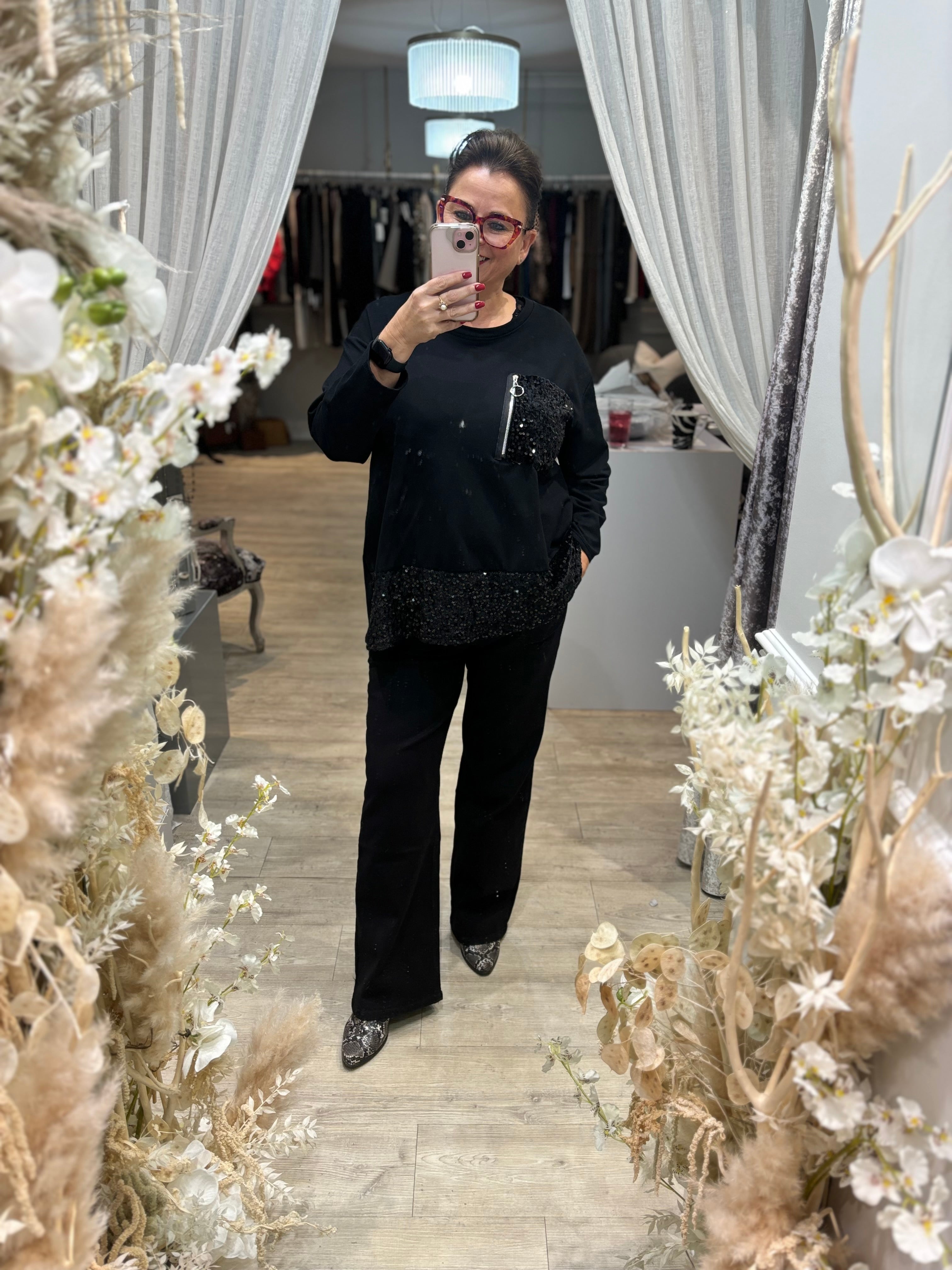Wide Leg Toxic Jeans – Wardrobe